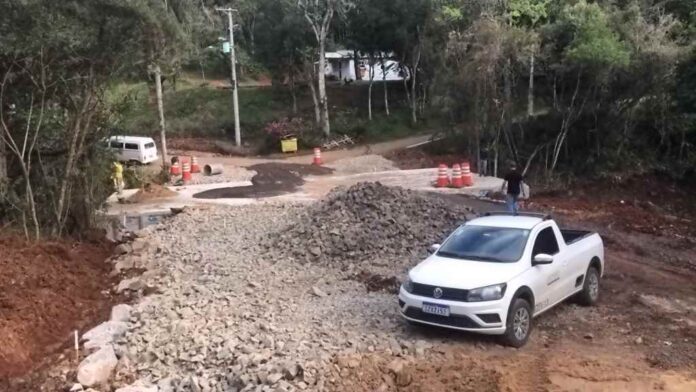 Linha 28 tem via liberada para passagem de veículos | Jornal Digital Canela